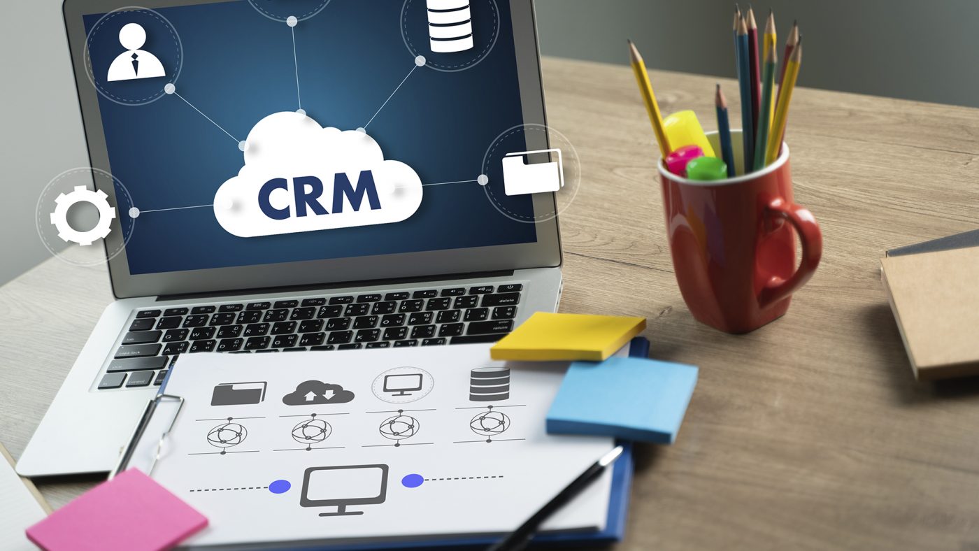 ¿Qué es un software CRM?
